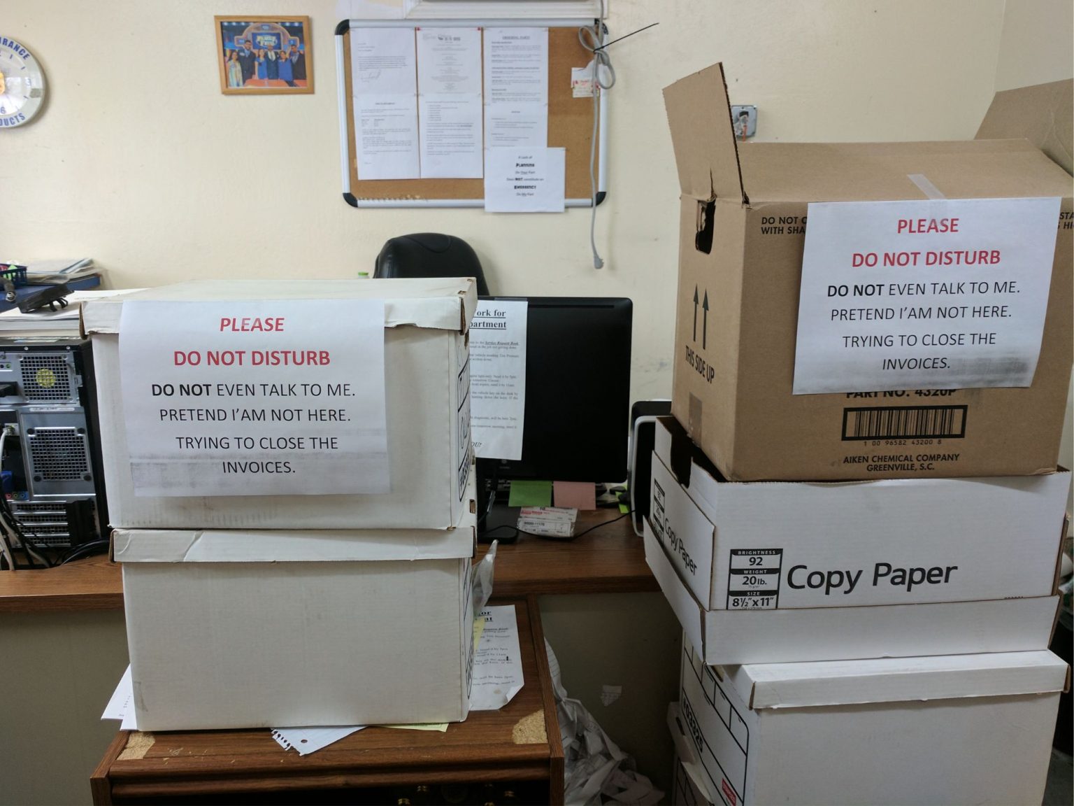 12 Clever and Funny “Do Not Disturb” Door Sign Ideas For Office That ...