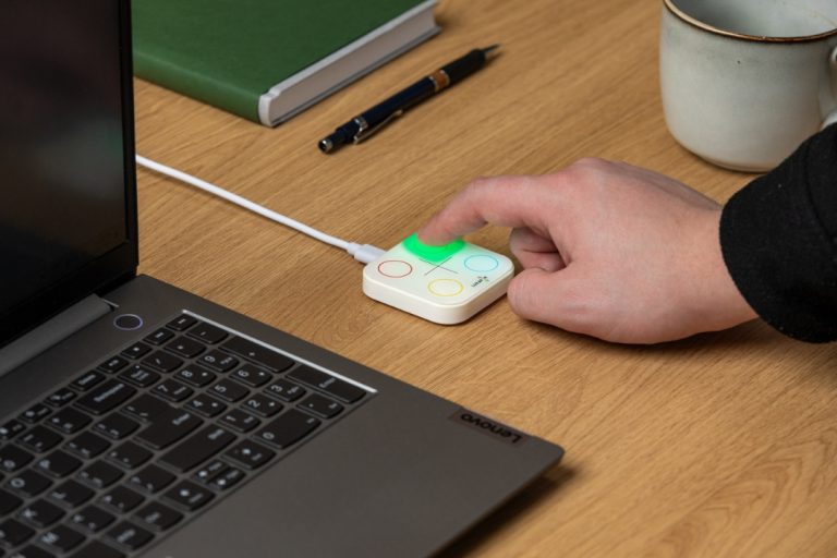 Luxafor Smart Button – Customizable Shortcut Buttons - Luxafor