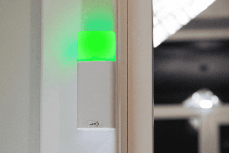 Luxafor Bluetooth PRO – Meeting Room Availability Indicator - Luxafor