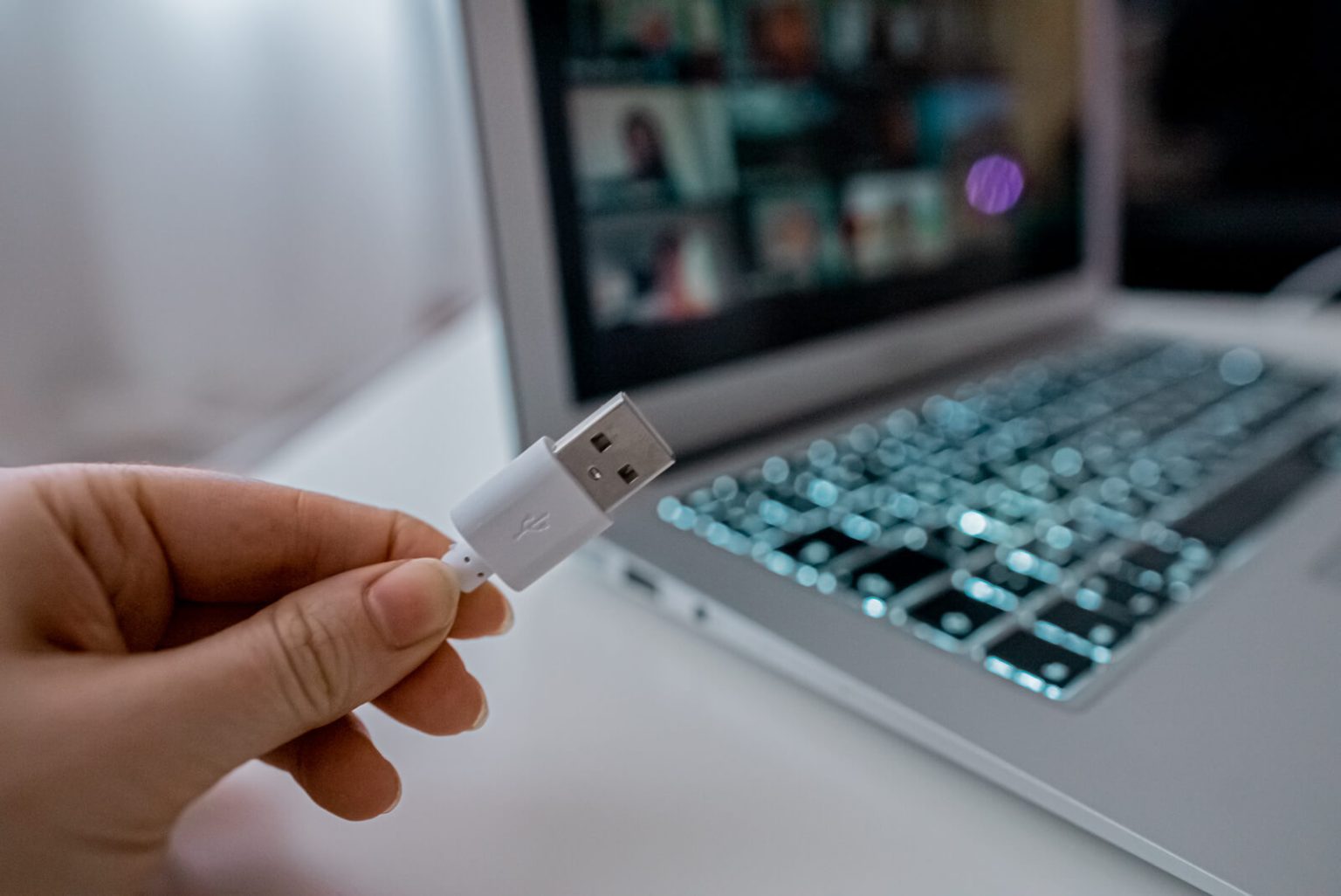 Luxafor Mute Button for Microphones - Luxafor