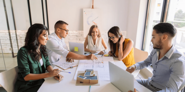 11 Tips For Successful And Respectful Communication At Work - Luxafor