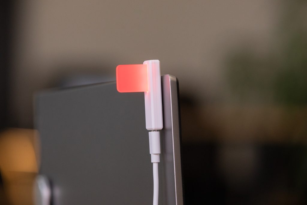 Luxafor Flag 2 – office busy light availability indicator - Luxafor